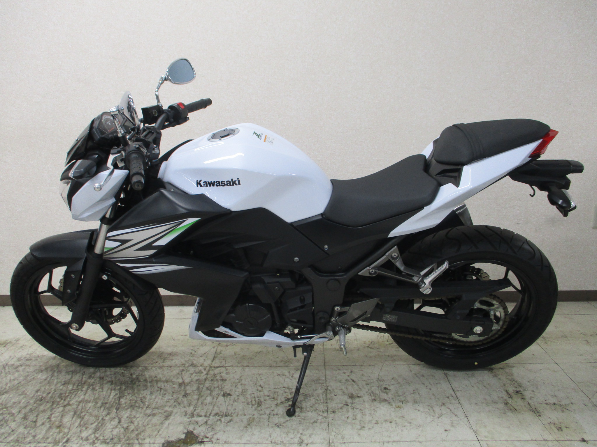 Z250ご紹介！ 葛飾ブログ♪ | ライダーズポイントFEEL東京葛飾店のスタッフブログ